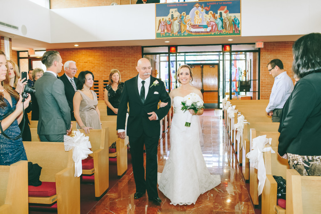 Maria & Mark // Downtown Detroit Wedding at the Gem Theatre » Kerby Lou ...