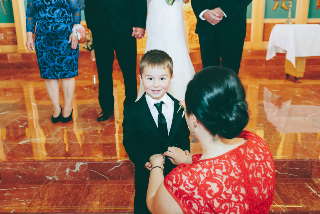 Maria & Mark // Downtown Detroit Wedding at the Gem Theatre » Kerby Lou ...