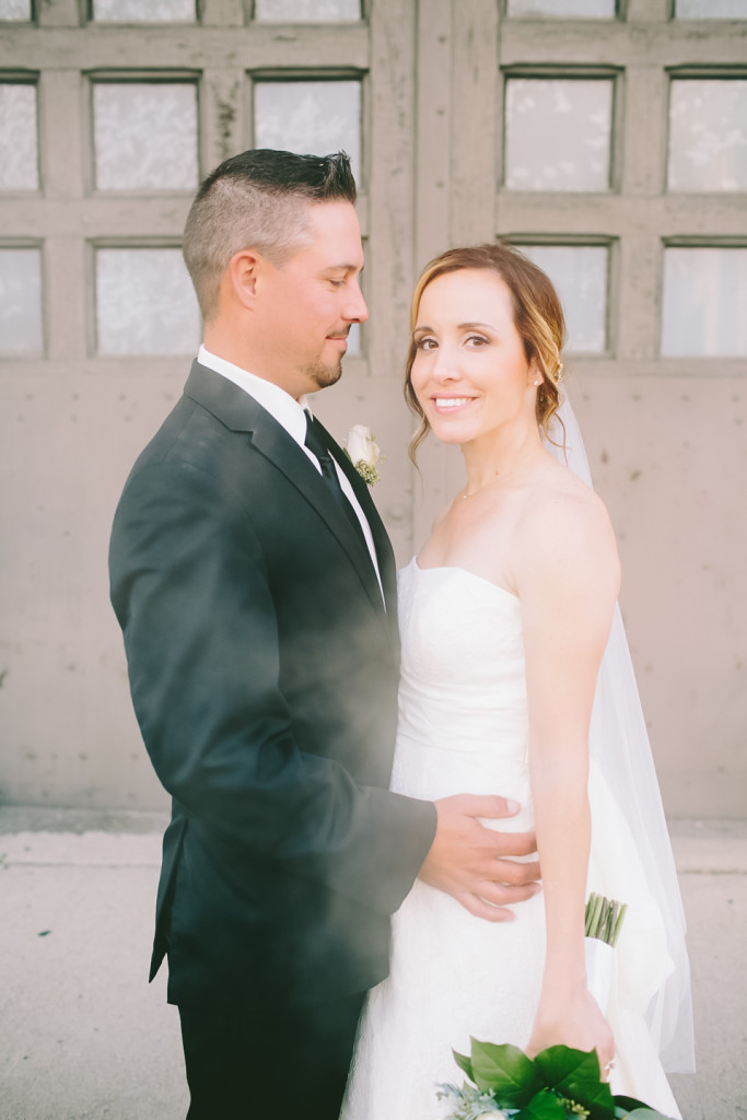 Maria & Mark // Downtown Detroit Wedding at the Gem Theatre » Kerby Lou ...