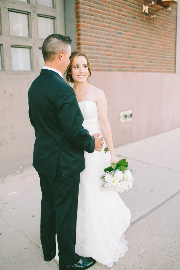 Maria & Mark // Downtown Detroit Wedding at the Gem Theatre » Kerby Lou ...
