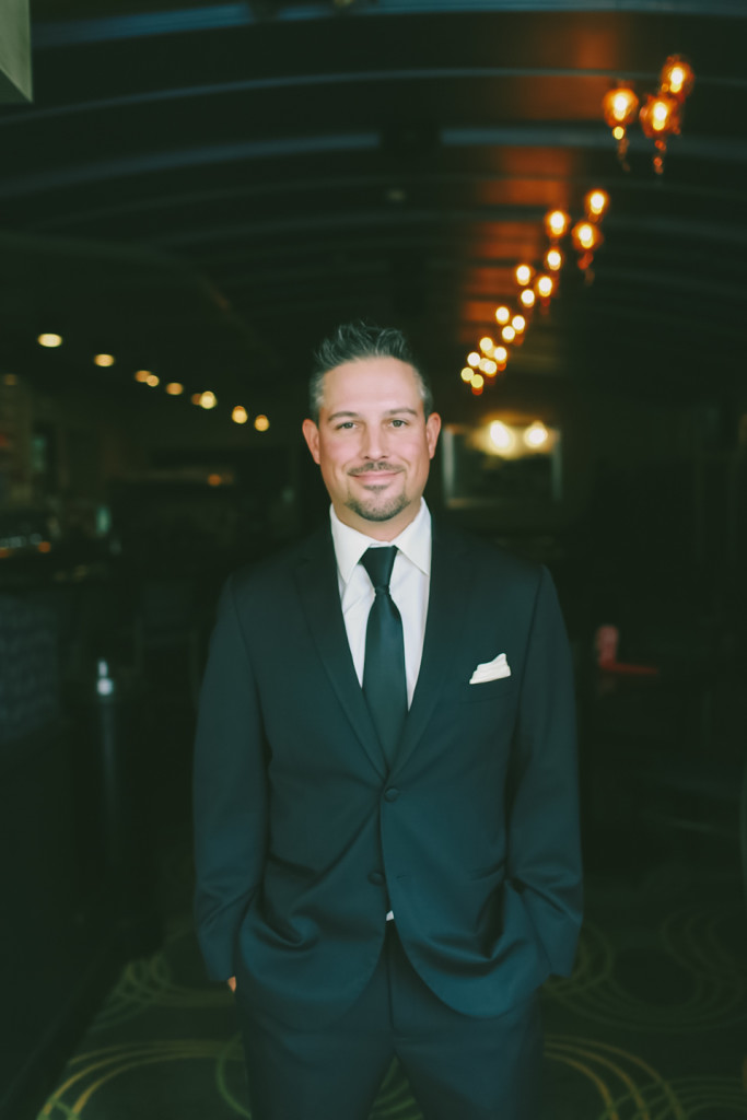 Maria & Mark // Downtown Detroit Wedding at the Gem Theatre » Kerby Lou ...